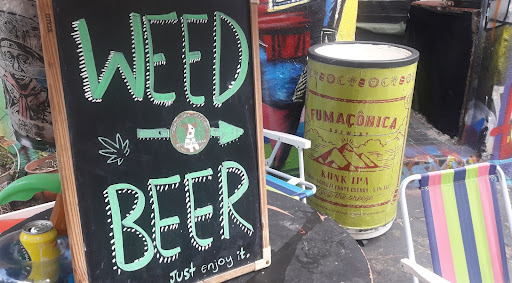 Crossfading: What Does It Mean and What Are the Risks?