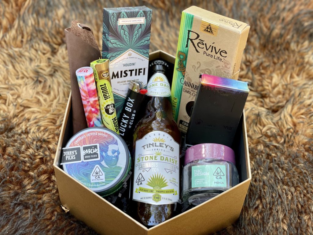 Best Weed Subscriptions Boxes to Try in 2025 | The Cannigma