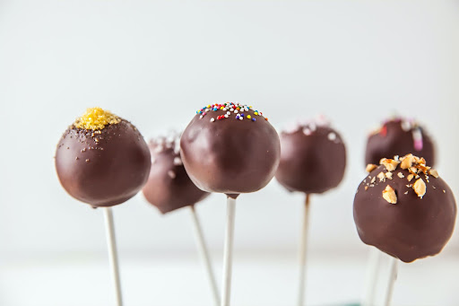 Easy THC-infused cake pop recipe | The Cannigma