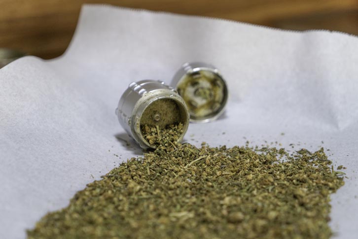 6 tips for storing decarbed weed | The Cannigma